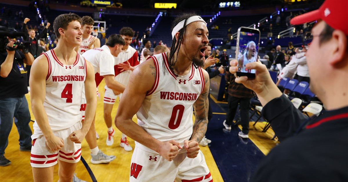 John Blackwell, Braeden Carrington lead Wisconsin to buzzer beating ...