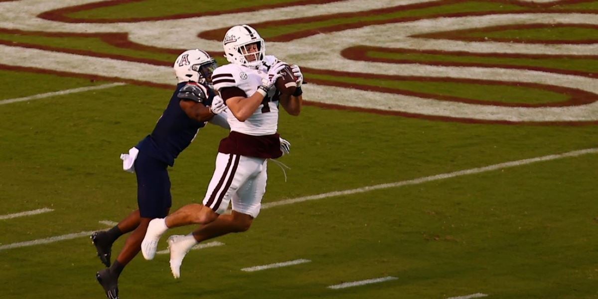 Jett Johnson lands SEC Co-Defensive Player of the Week