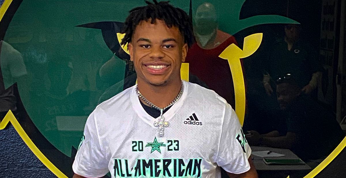 Oregon commit Cole Martin receives All-American Bowl jersey