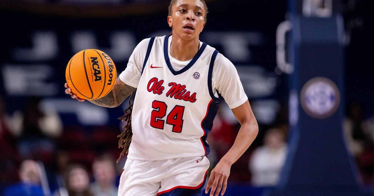 Madison Scott receives 2025 WBCA NCAA DI Coaches’ All-America Honorable ...