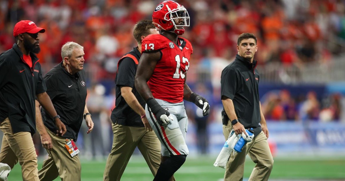 Georgia gives update on Mykel Williams injury caused by low block from ...