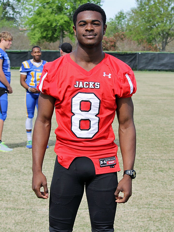 Mykel Jones narrows down choices