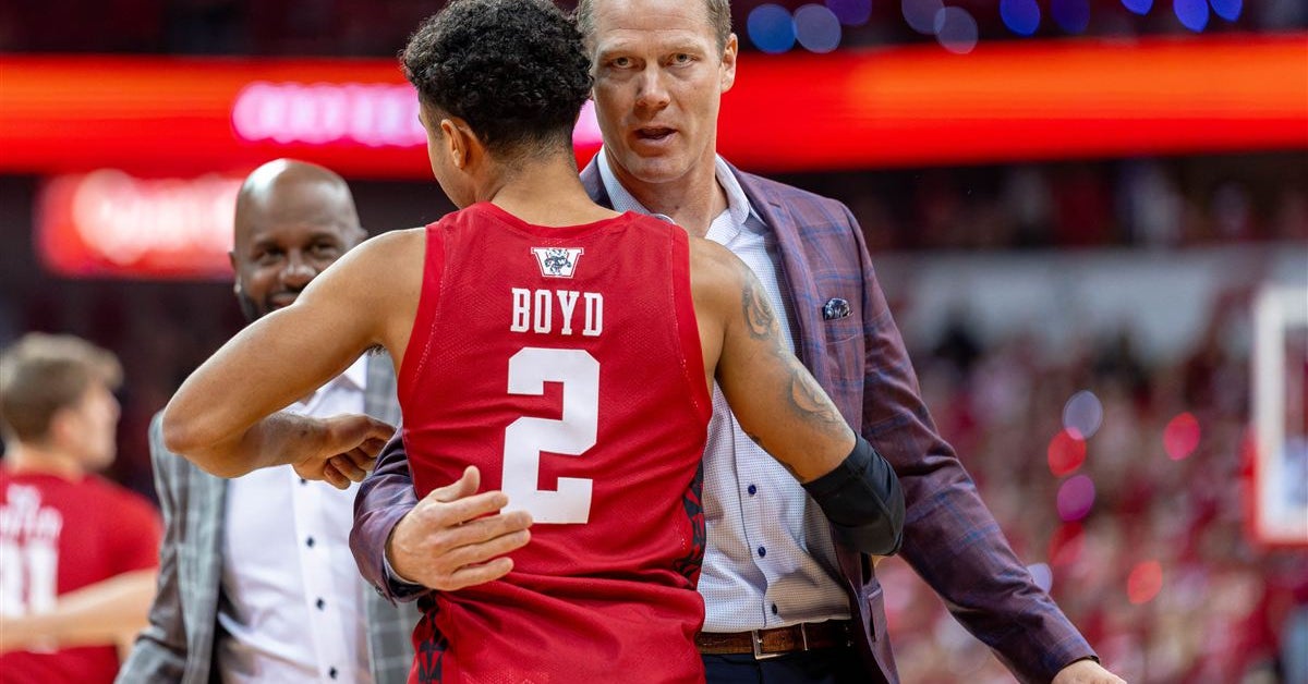 Notebook: Associate head coach Joe Krabbenhoft talks Wisconsin's ...