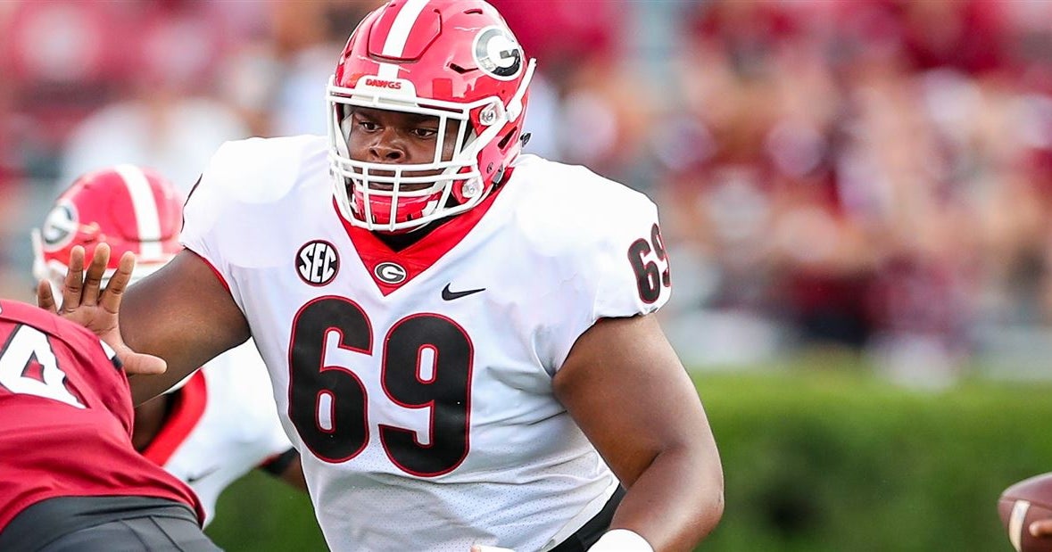 Jamaree Salyer named No. 5 returning OL in college football