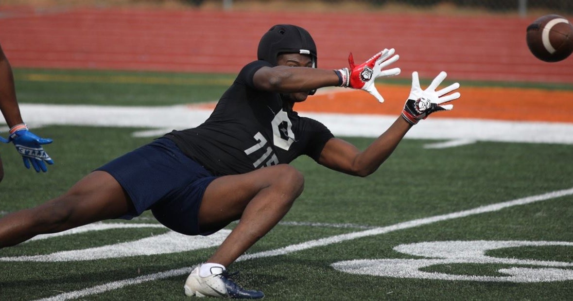 Former NFL All-Pro Evaluates New Notre Dame Commit Jayden Thomas