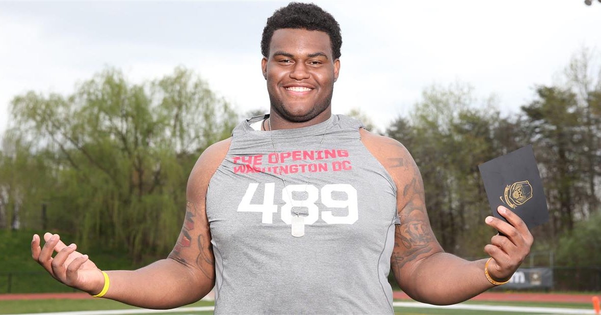 Top 100 OL Terrance Davis talks UF offer