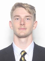 Hunter Dean, George Washington, Power Forward