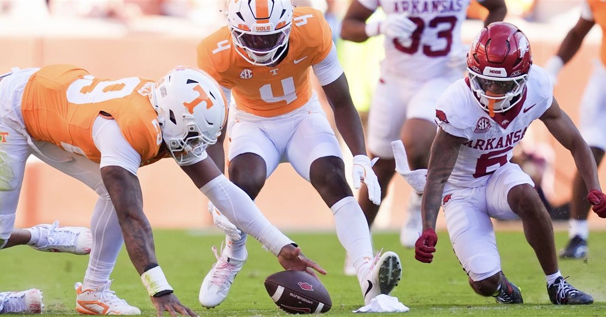 Pro Football Focus grades, snap counts from Tennessee’s win against ...