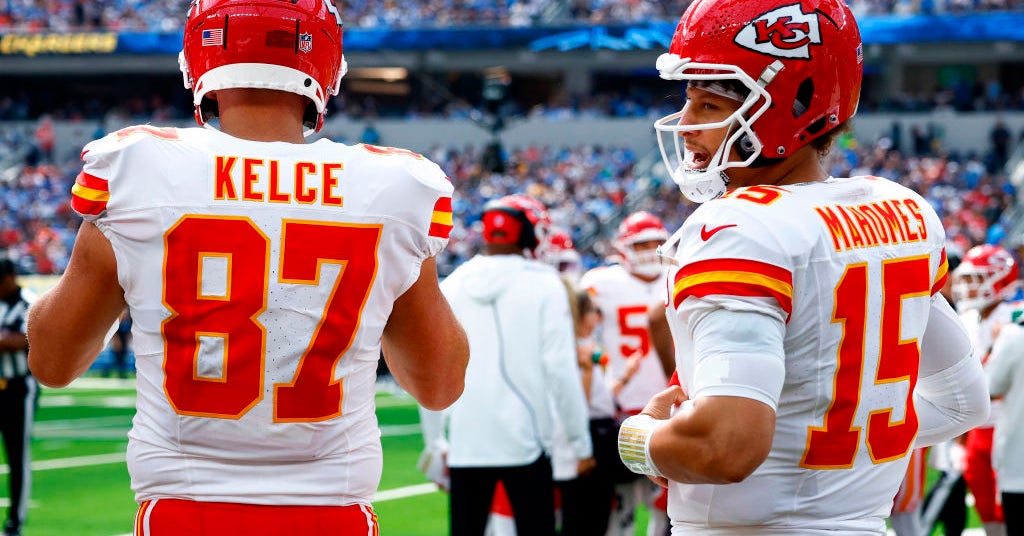 WATCH: Travis Kelce impersonates Patrick Mahomes during interview with ...