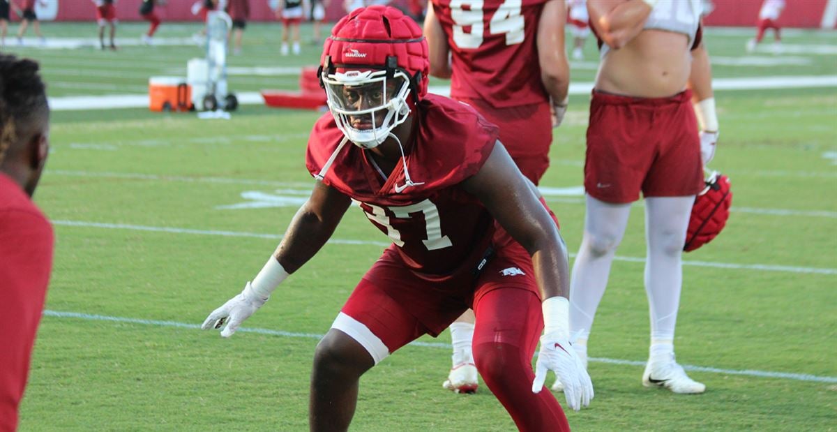 Which Arkansas freshmen stood out in summer strength and conditioning?