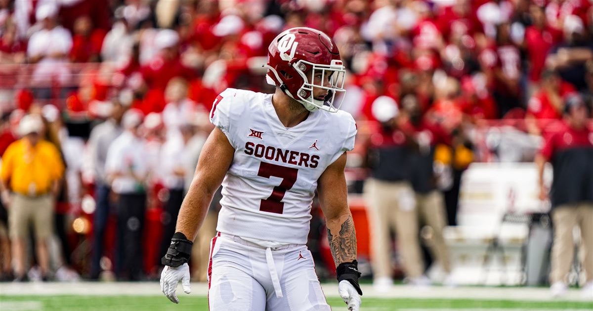 Despite early-season brilliance, freshman LB Jaren Kanak maintaining ...