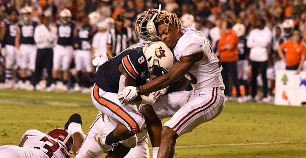 Big play for little back Shivers helps Tigers beat Bama