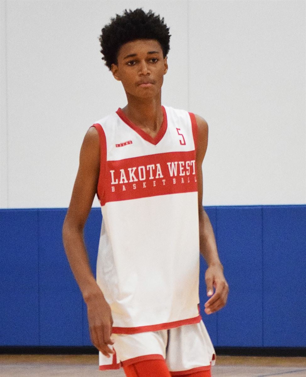 Sights and Sounds: Galaxy of top hoops stars on display at Midwest Live event