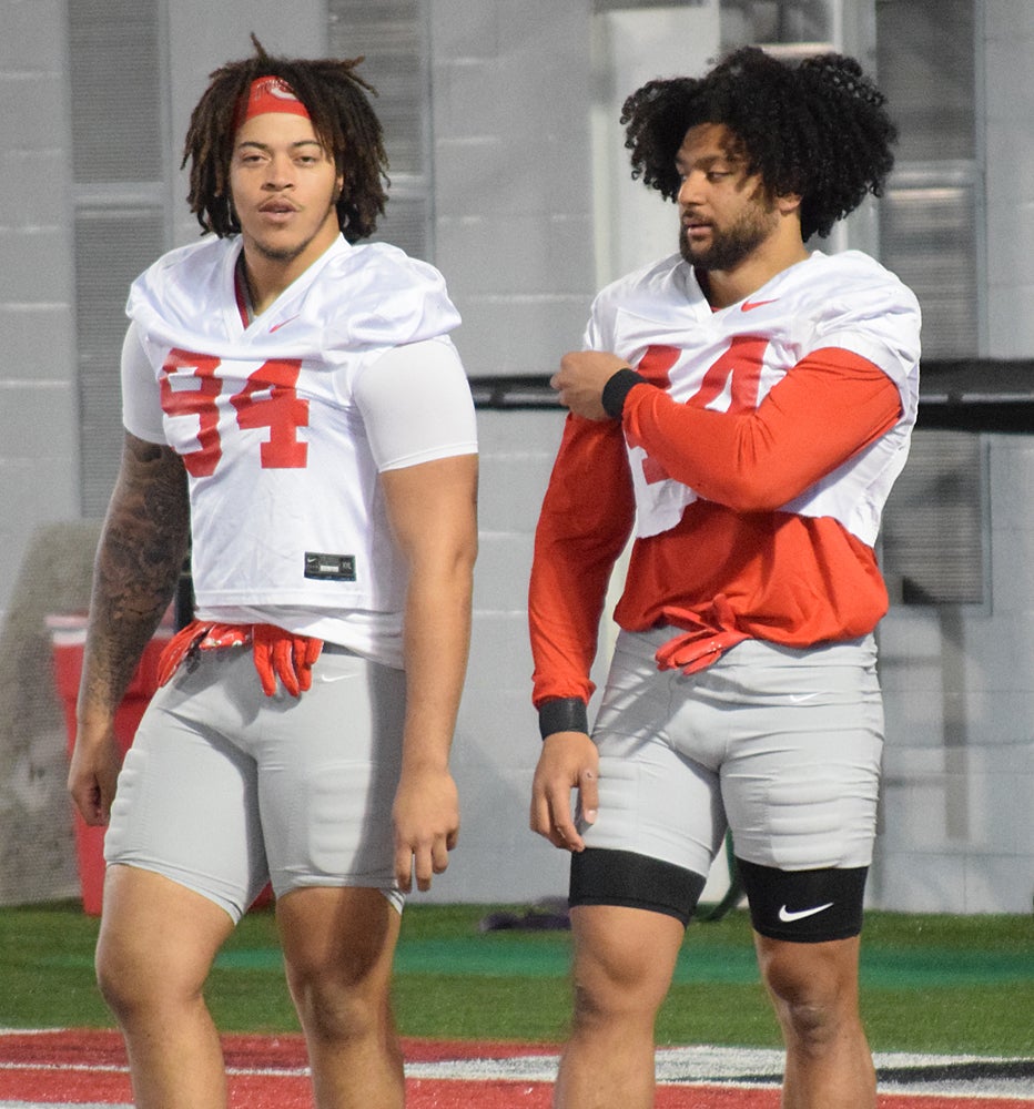Sights and Sounds: Freshmen, transfers take field for first time at ...