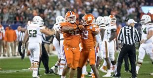 Clelin Ferrell, Clemson, Weak-Side Defensive End