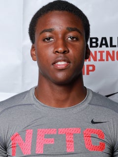 Harris commits to Gamecocks