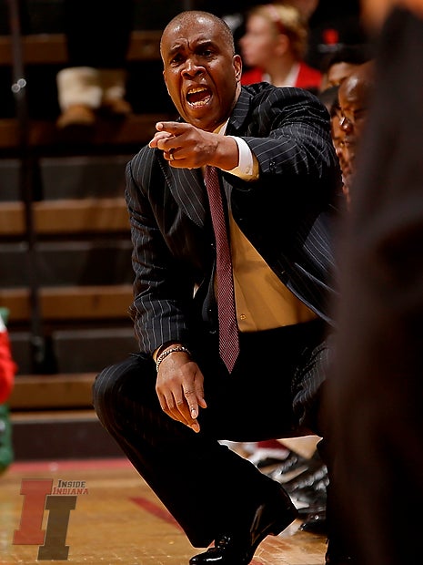 Davis reflects on taking over for Knight