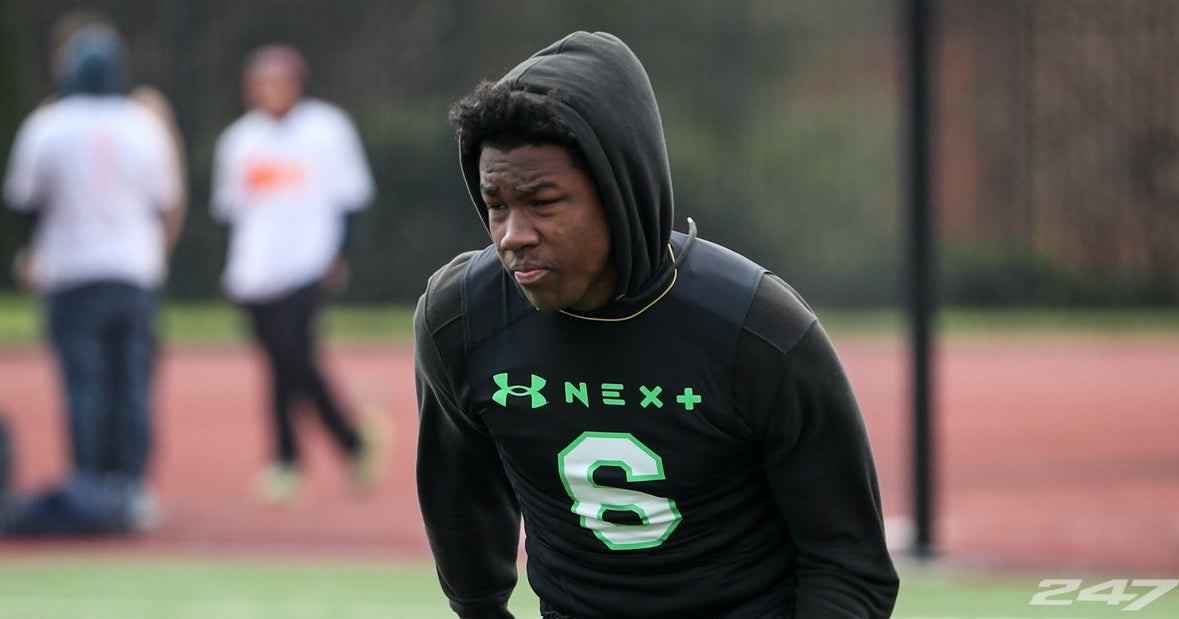 '24 edge Anthony Reddick has 10 offers, three schools standing out early