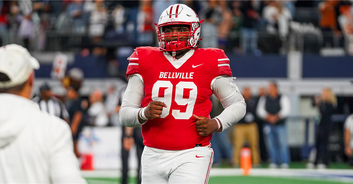 Four-star defensive lineman DJ Sanders signs with Texas A&M Football