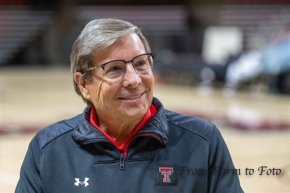 Farewell Coach Adams