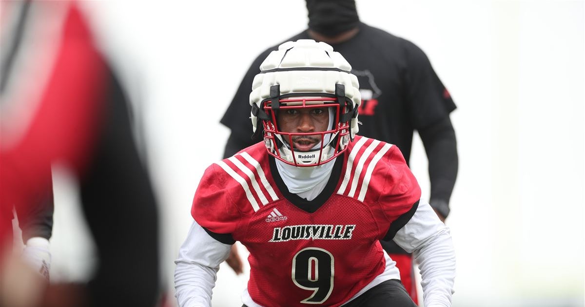 Linebacker CJ Avery announces he'll return to Louisville