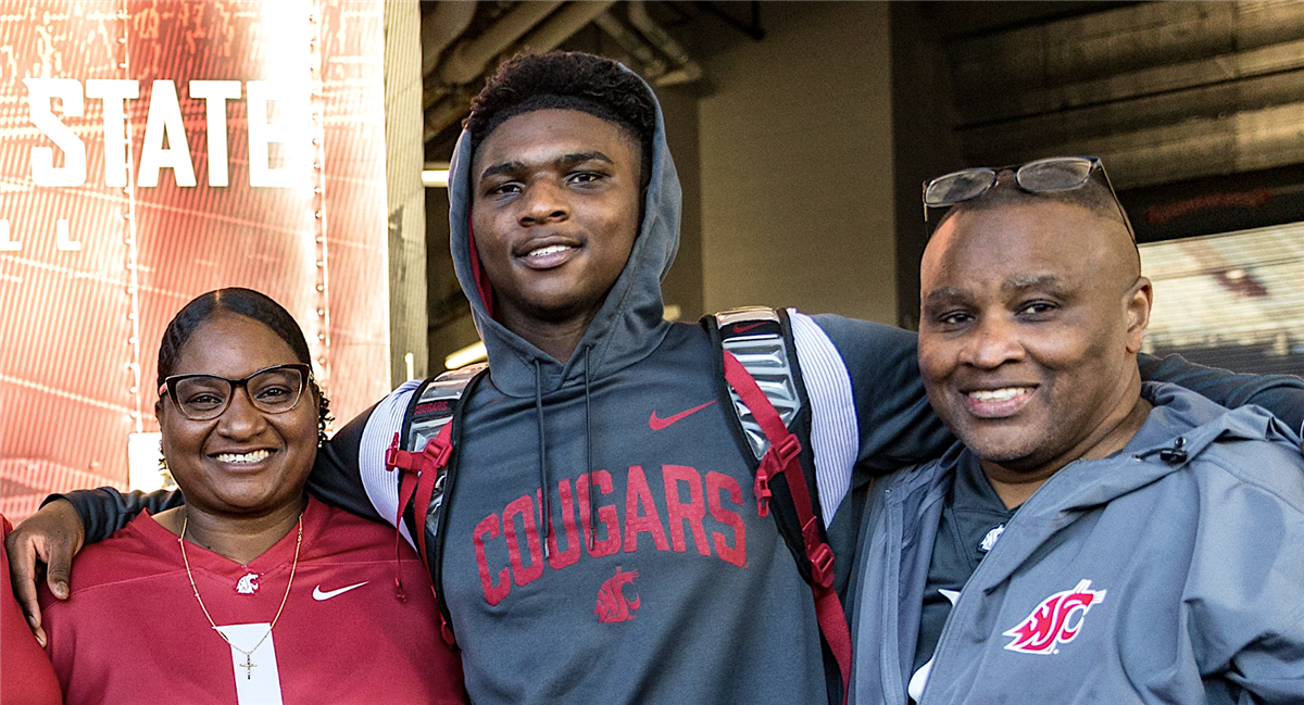 WSU QB Cameron Ward's dad straight forward about where son's head is at
