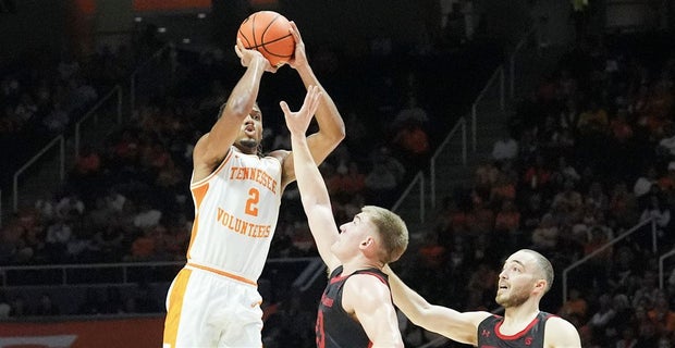 Gardner-Webb coach talks experience at Tennessee, beverage theft, Chaz ...