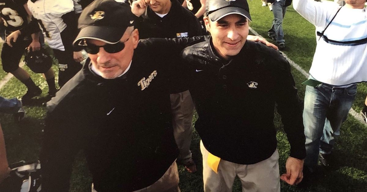 Football 'runs deep' in Barry Lunney Jr.'s family: 'It really helped ...