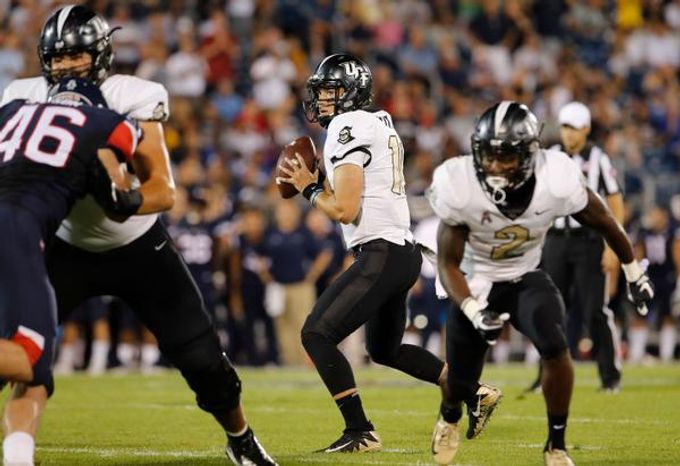 UCF's Milton earns top AAC weekly accolade, credits rest of team