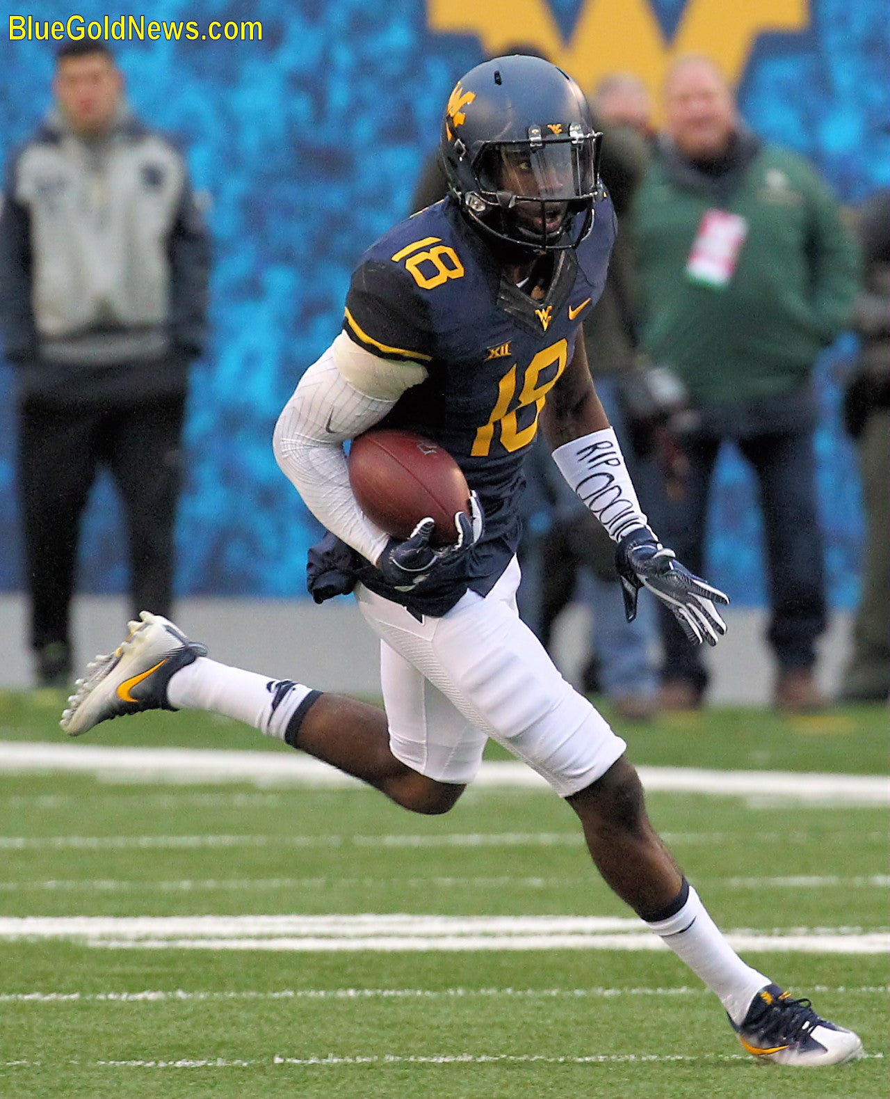 Photo Gallery I: WVU - Baylor