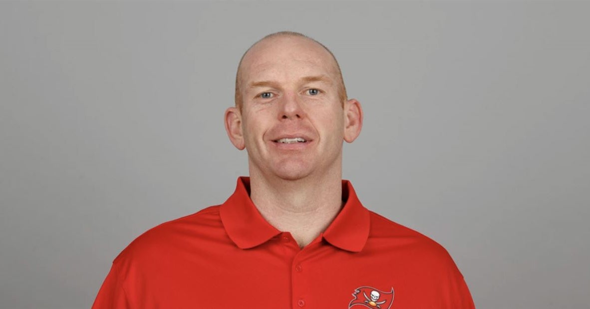 Report: Butch Barry to be Miami's offensive line coach