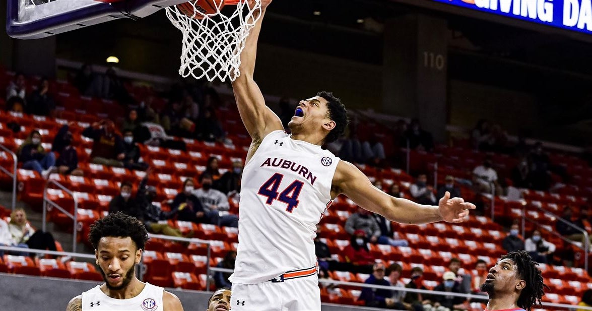 'Best is yet to come' for Auburn freshman Dylan Cardwell