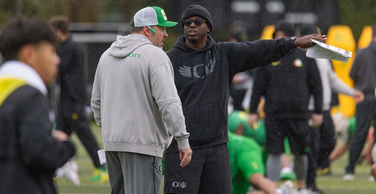 Everything Chris Hampton said after Oregon's fourth spring practice