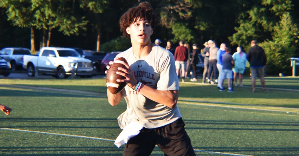 2024 QB Aidan Glover talks about his official visit to Northwestern