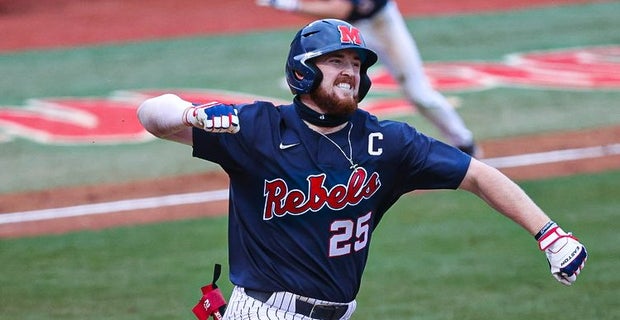 Tim Elko named National Player of the Week by Collegiate Baseball