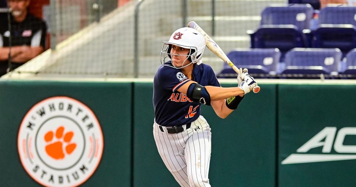 Pitchers complete a scoreless weekend as Auburn softball team wins 13th ...