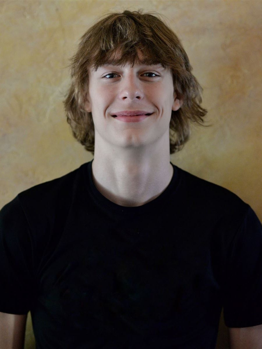 Getting to know rising 2026 Wing Vaughn Karvala from Oregon Wisconsin ...