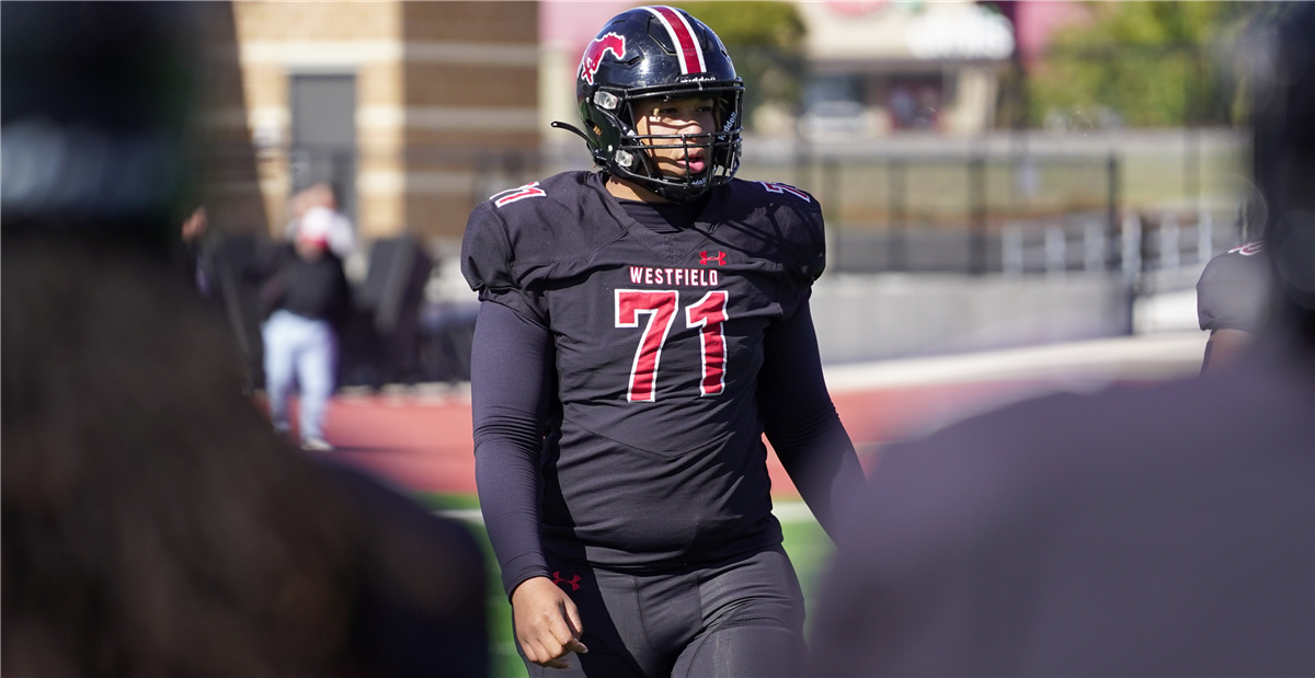 Cougars keep Bell home for their sixth commit in seven days