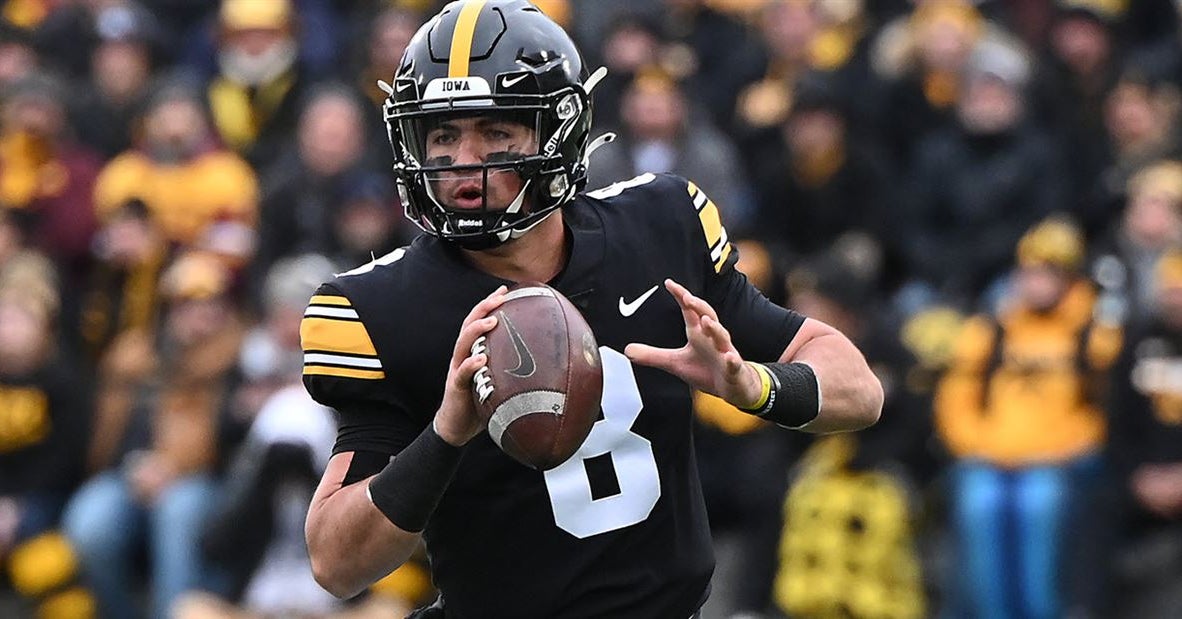 'We'll see what happens': Quarterback Alex Padilla focusing on future