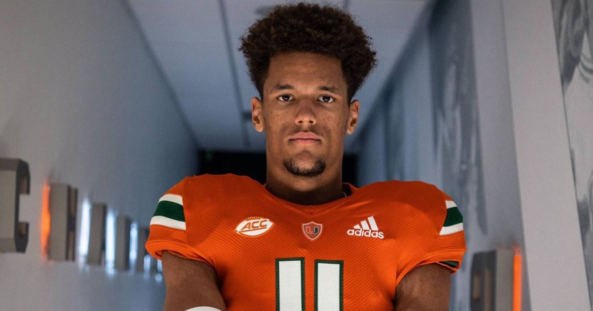Top-rated signee DE Cyrus Moss details plan for arrival