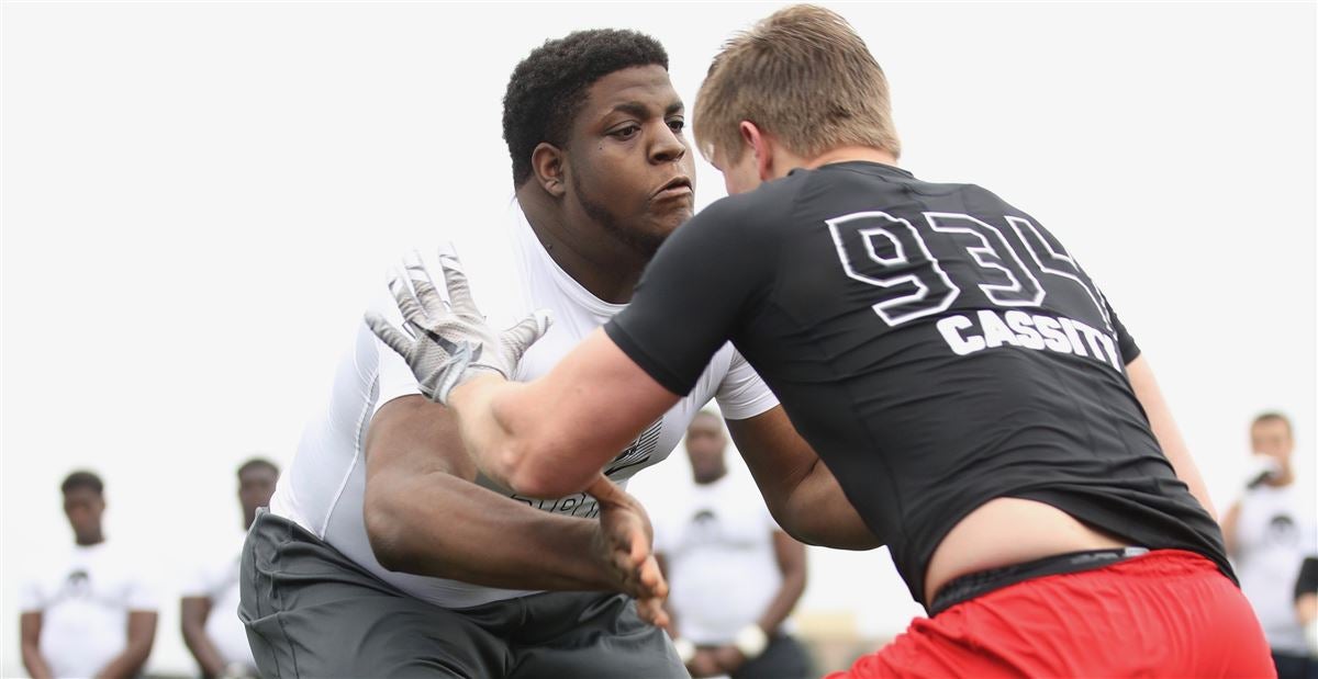 Darrell Simpson drops top eight, Aggies included