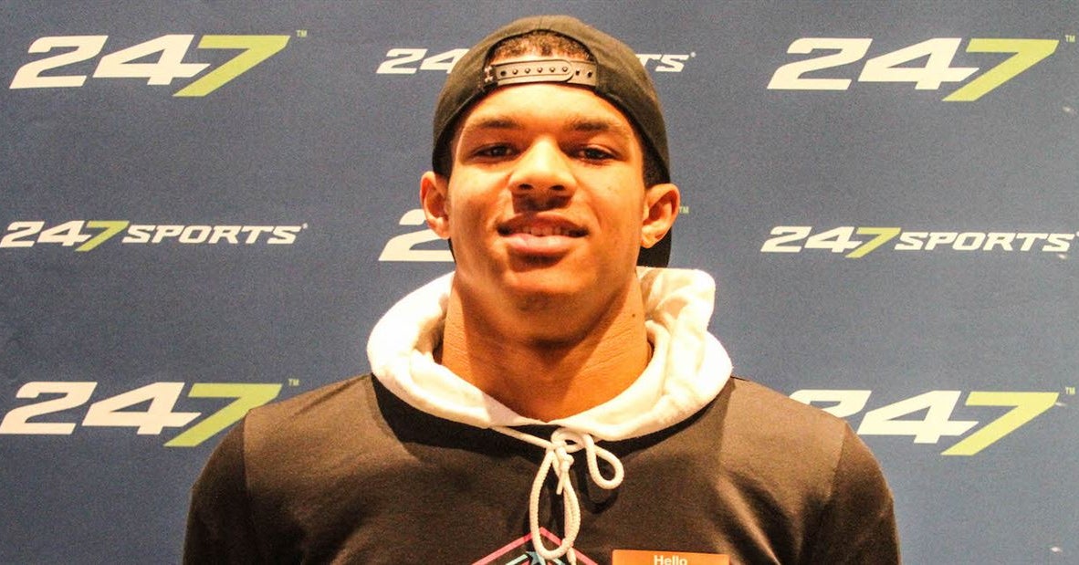 Top 50 LB Brandon Smith congratulates Clark Lea