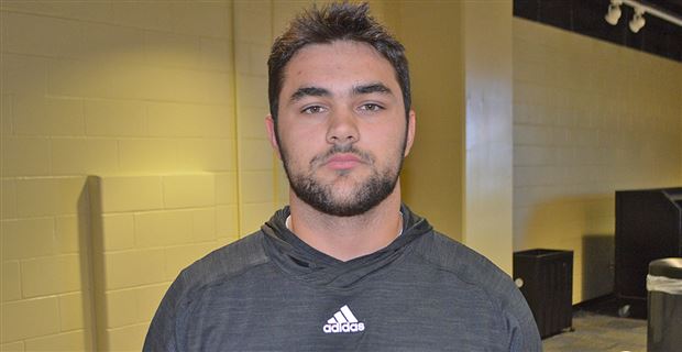 LB/LS James Townsend Talking With Several