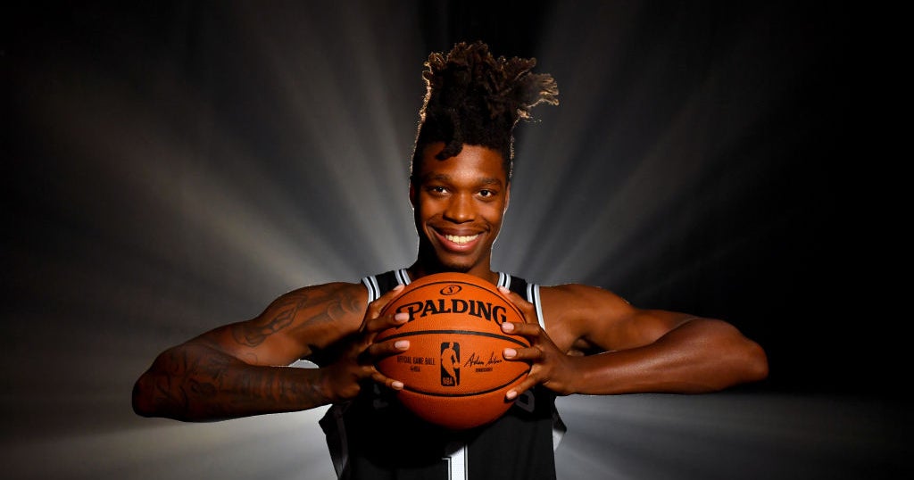 Lonnie Walker comments on Pop, being top rookie defender