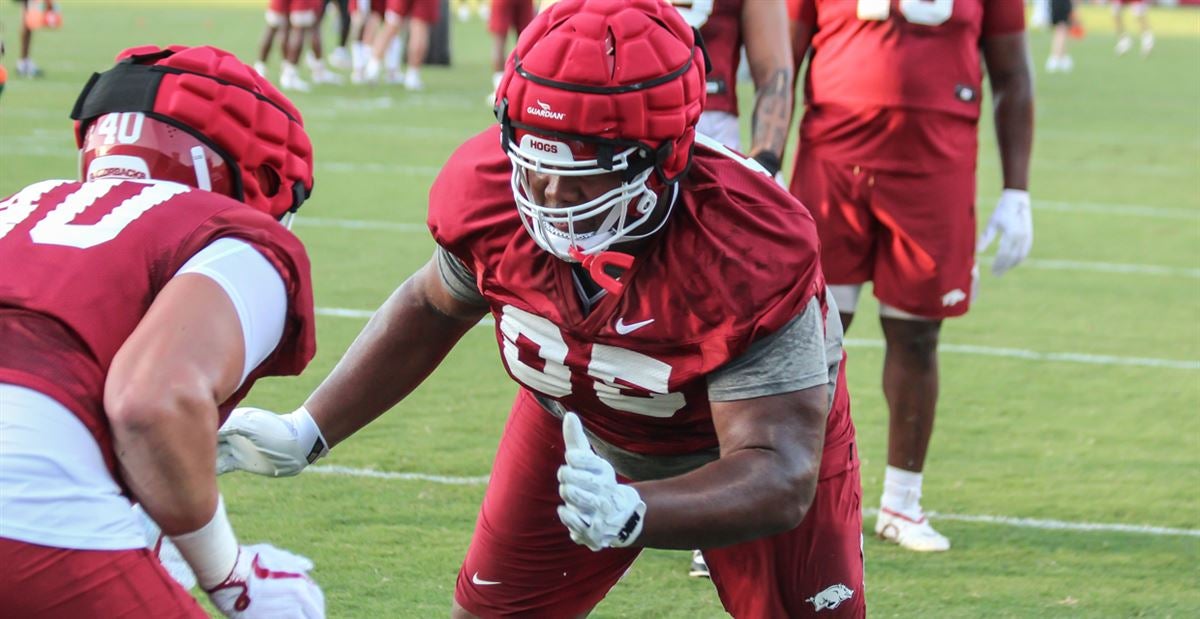 Massive Ian Geffrard making early impression at Arkansas