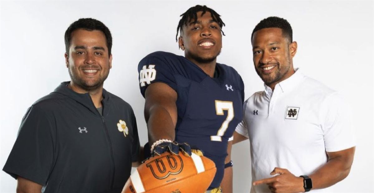 SIGNED: Notre Dame Defensive Lineman Tyson Ford