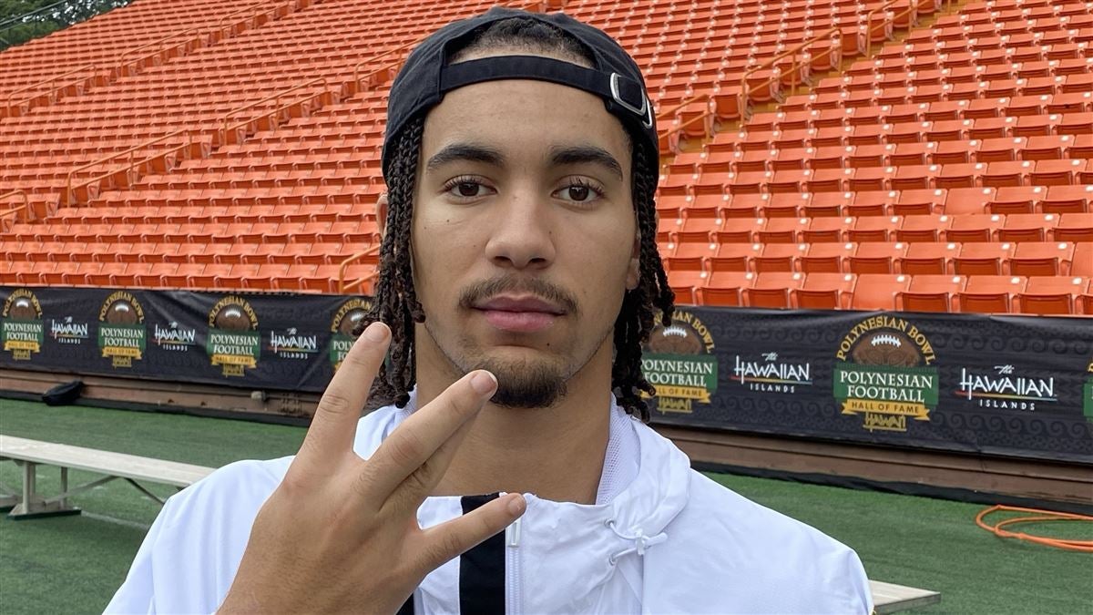 Local papers fete UW signees and targets with top honors