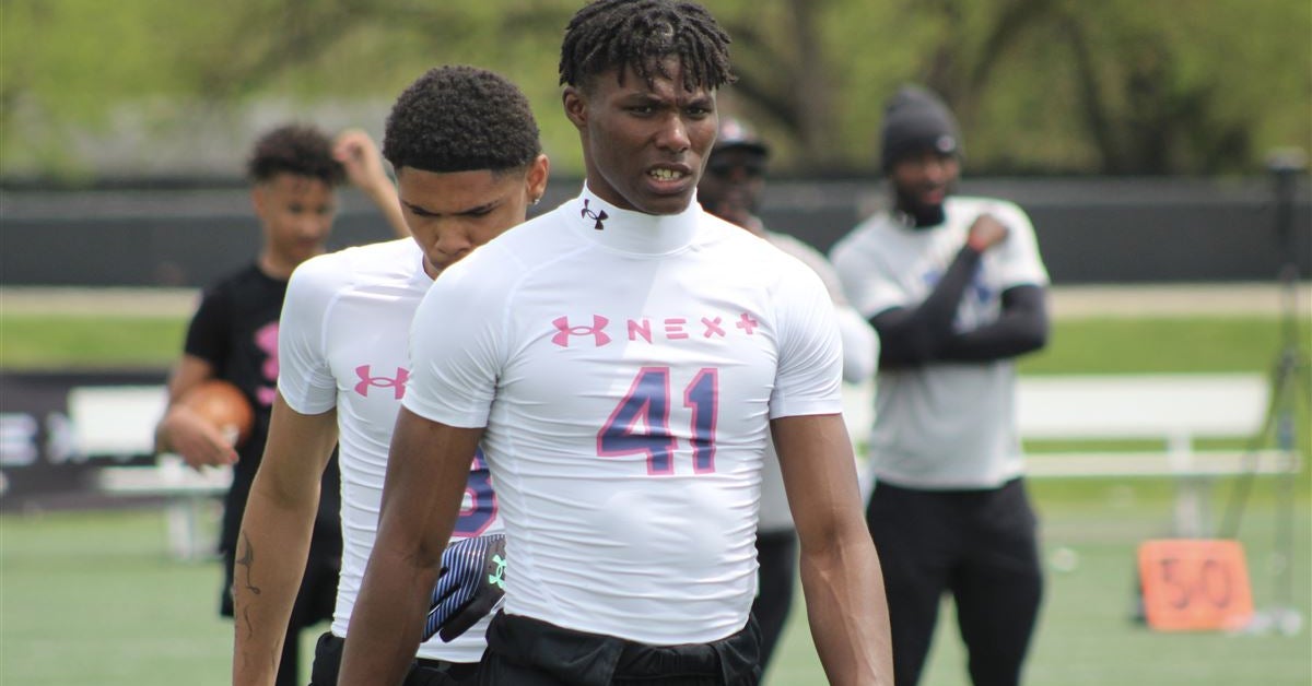 WR Dorian Williams talks Michigan State offer