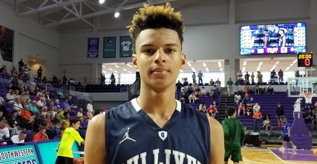 Notre Dame adds versatile forward Tony Sanders