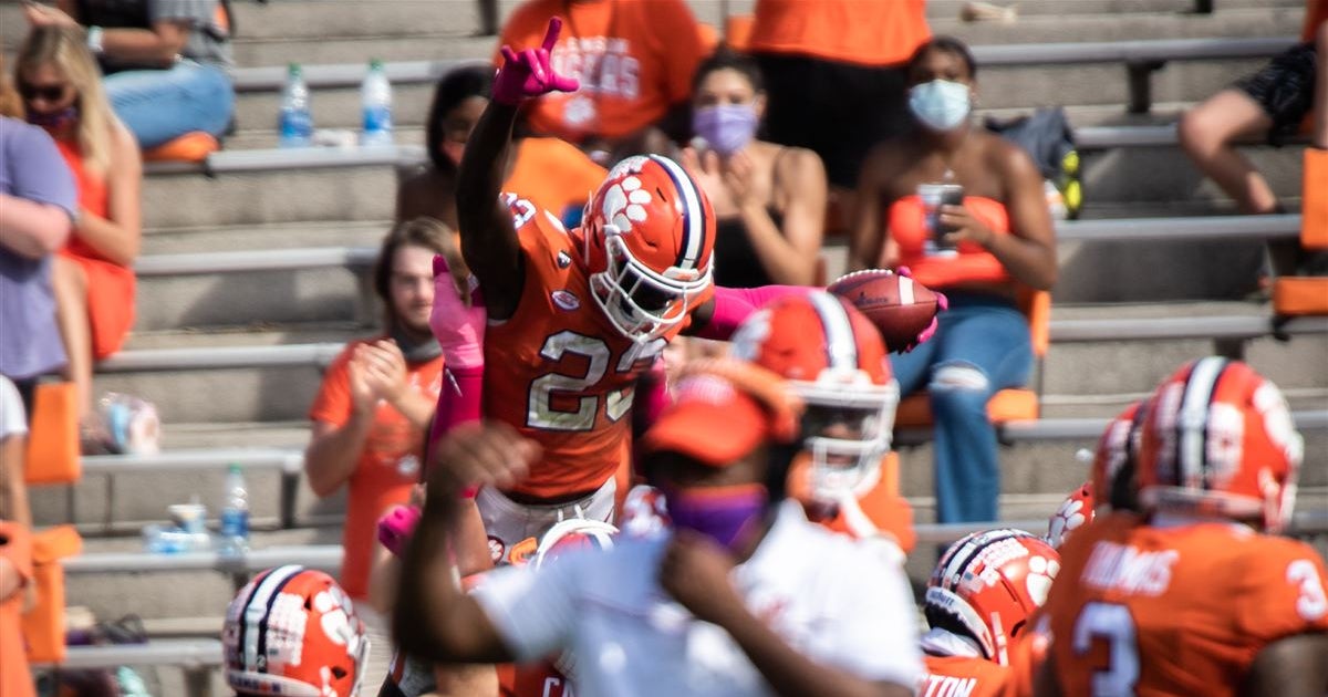 Clemson smashes multiple records in win vs. Syracuse